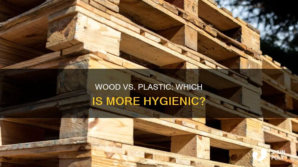 Wood Vs. Plastic: Which Is More Hygienic? | ShunPoly
