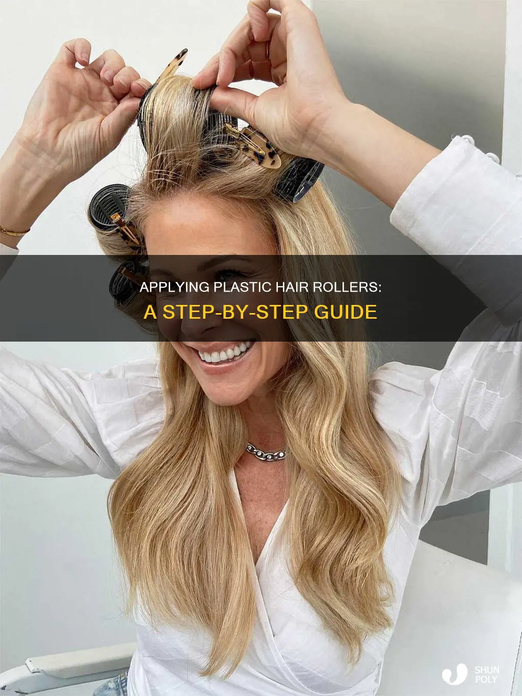 Applying Plastic Hair Rollers: A Step-By-Step Guide | ShunPoly