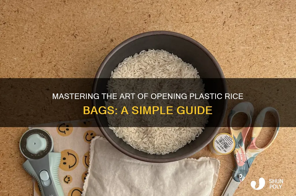 Mastering The Art Of Opening Plastic Rice Bags: A Simple Guide | ShunPoly