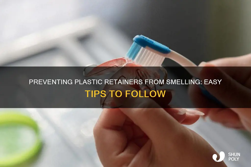 Preventing Plastic Retainers From Smelling: Easy Tips To Follow | ShunPoly